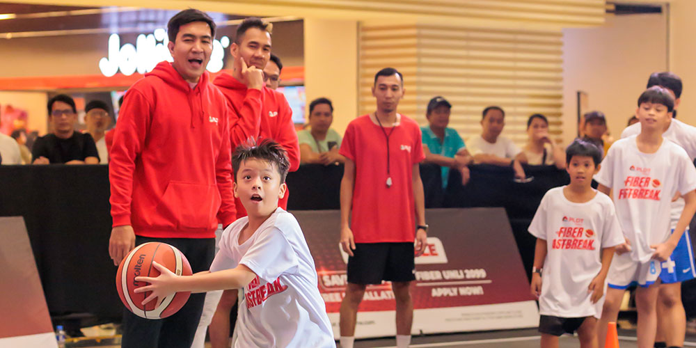 One big assist: Basketball champs train future MVPs in PLDT Home Fiber ...